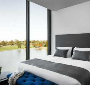 Park & Stay | Punthill Apartment Hotels
